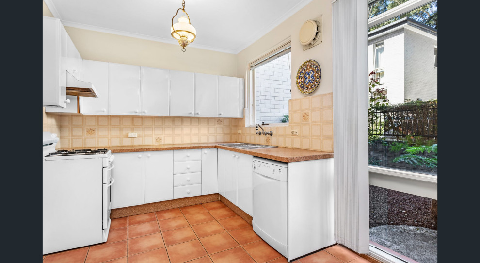 Before & After: A rundown kitchen's new look | Houzz AU