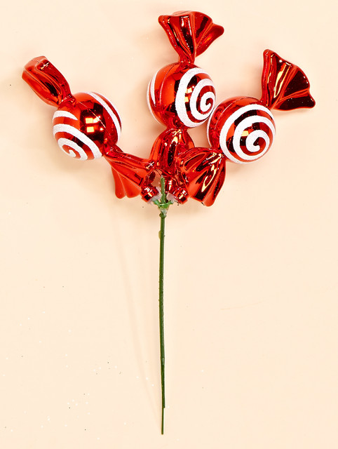 Candy Pick - Farmhouse - Wreaths And Garlands - by WORTH IMPORTS | Houzz