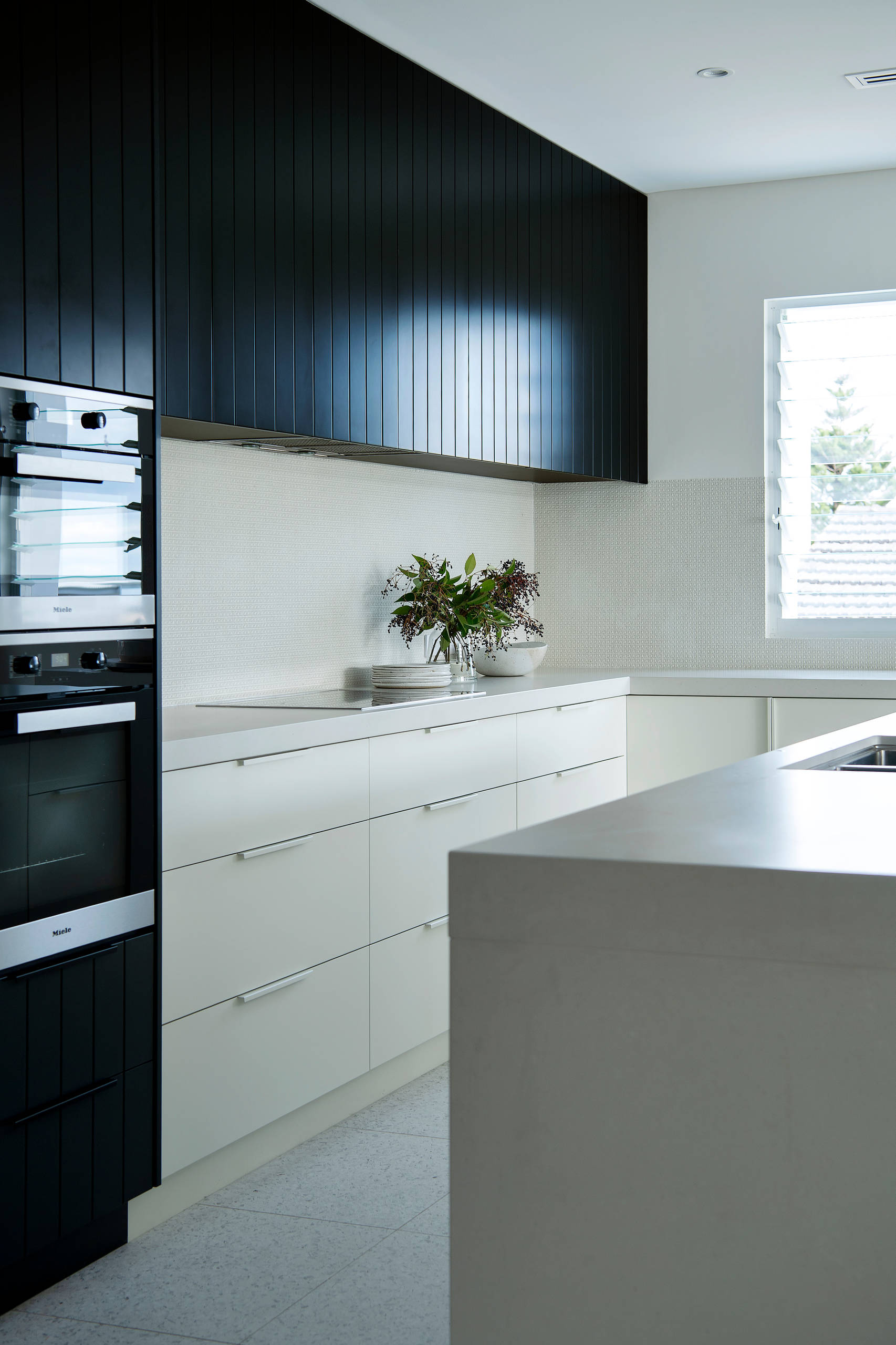 A Perth Beach Home Redesigned by David Wilkes Design | Houzz AU