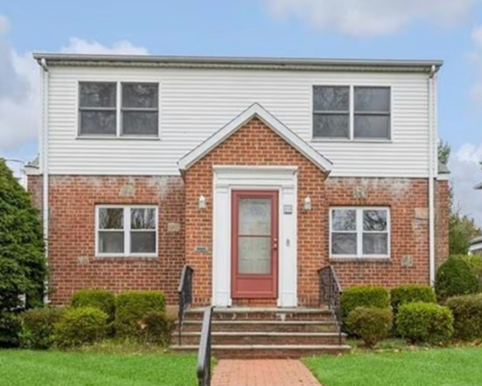 Help with Color, Wonky Windows, Portico!