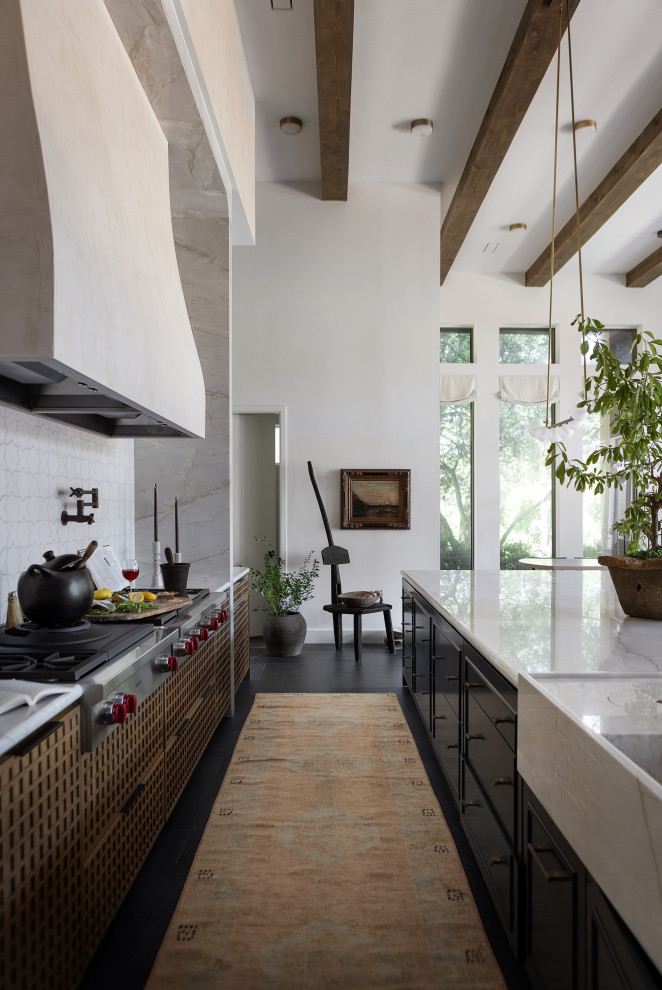 Grand Culinary Manor - Contemporary - Kitchen - Dallas - by Urbanology ...