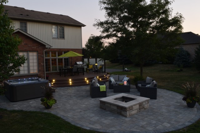 Curved Veka deck by Hickory Dickory Decks in Greensville Ontario Canada ...