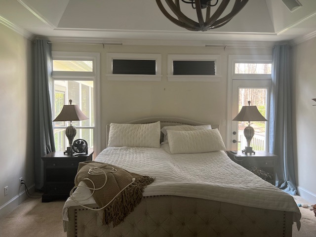 Transom windows in bedroom