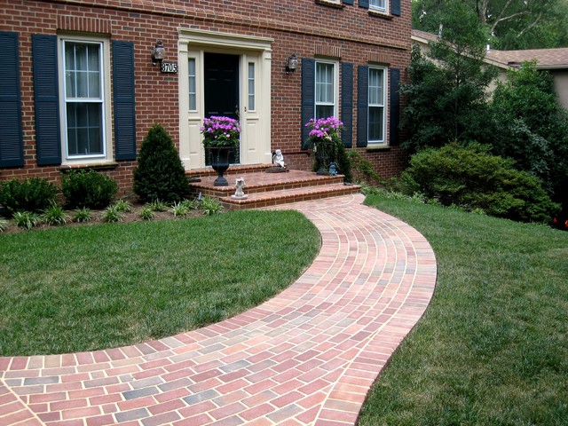 Brick Front Walkway and Steps B&A - Traditional - Landscape - DC Metro ...