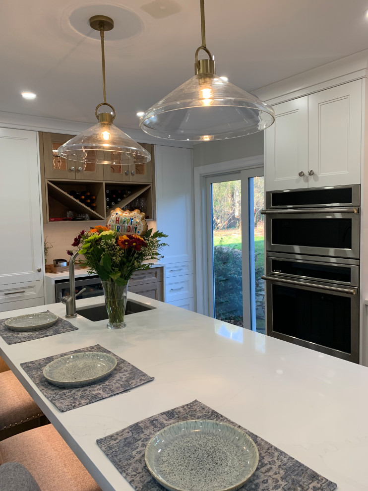 Your Guide to a Transitional-Style Kitchen