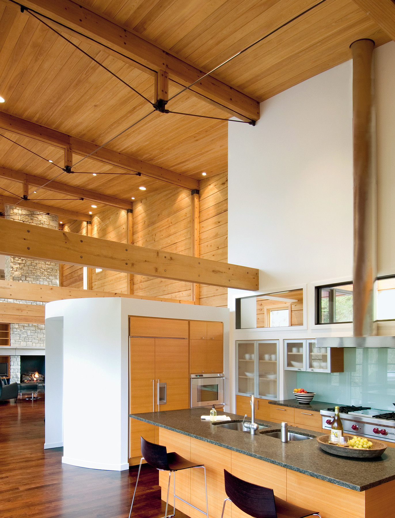 How Small Windows Help Modern Homes Stand Out