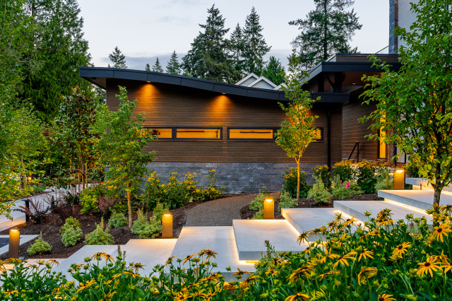Enhance Your Landscape This Fall With 8 Outdoor Projects