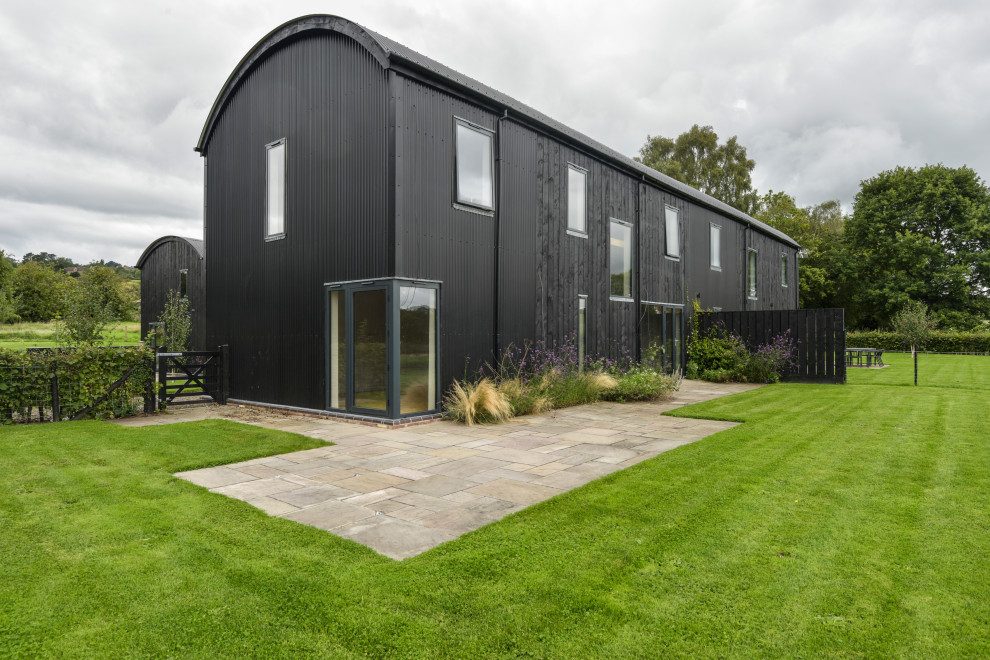 Dutch barn conversion – How to turn a barn into a home - Exterior ...