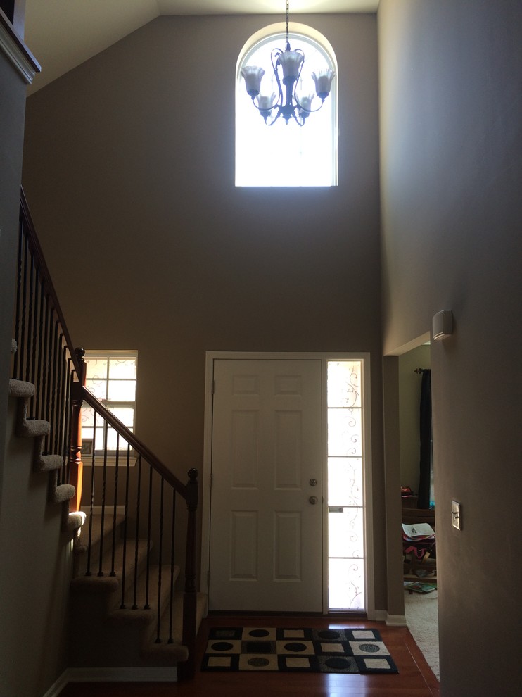 Foyer blank canvas