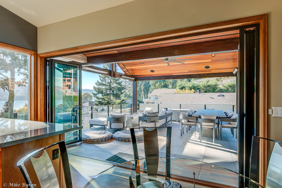 10 Walk-Out Kitchens That Get the Indoor-Outdoor Connection Right