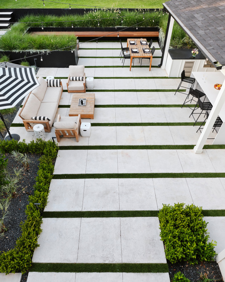 Austin Backyard Bliss - Modern - Patio - Austin - by Double B Design ...