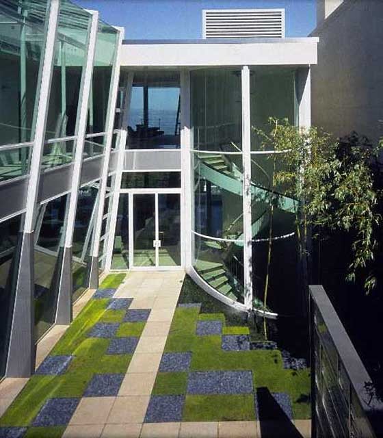 Create a Landscape That Really Squares Up