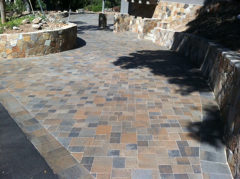 Basalite Artisan Slate Driveway Pavers with Real Napa Field Stone Walls ...