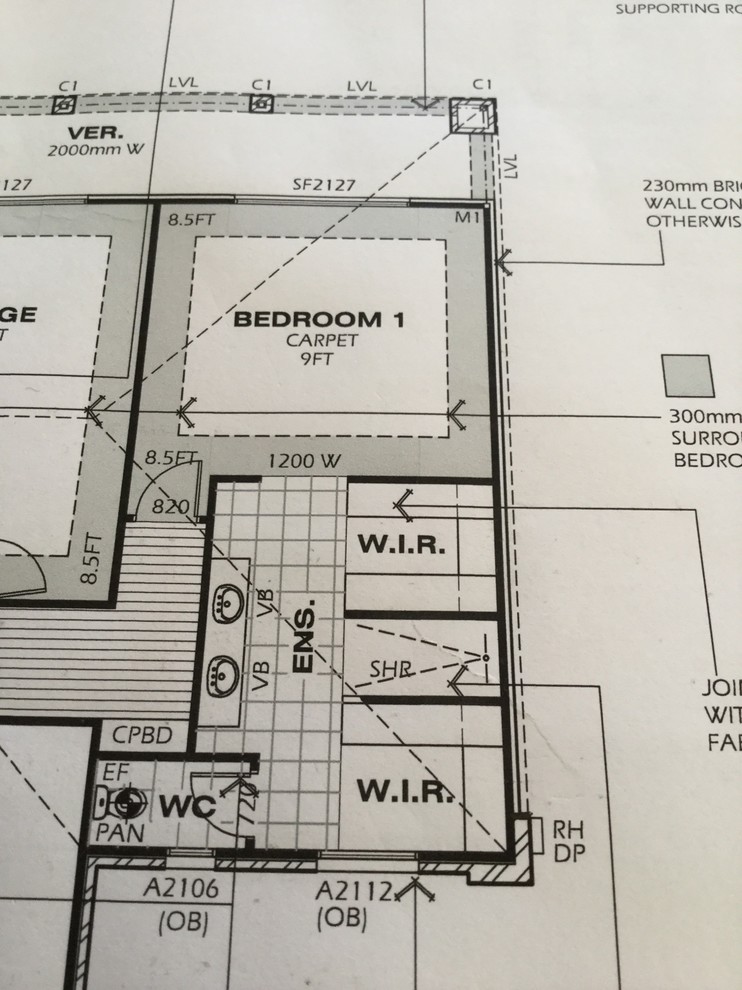 Alternative Walk in Robe/Ensuite | Houzz AU