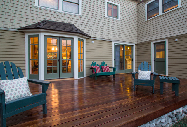 Colonial Back Deck Design