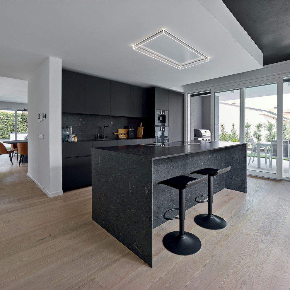Antolini - Modern - Kitchen - Venice - by User | Houzz