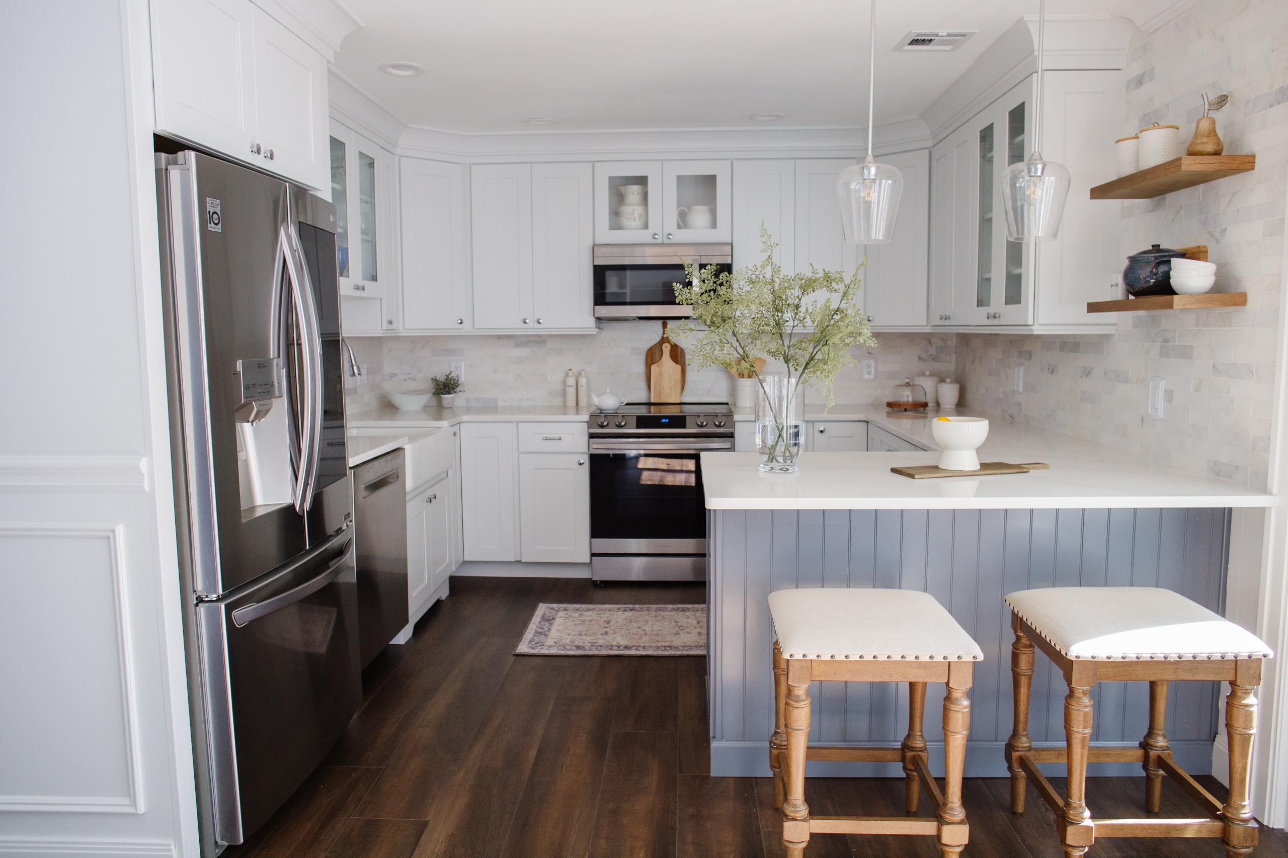 Square Kitchen Small Square Kitchen Photos & Ideas | Houzz