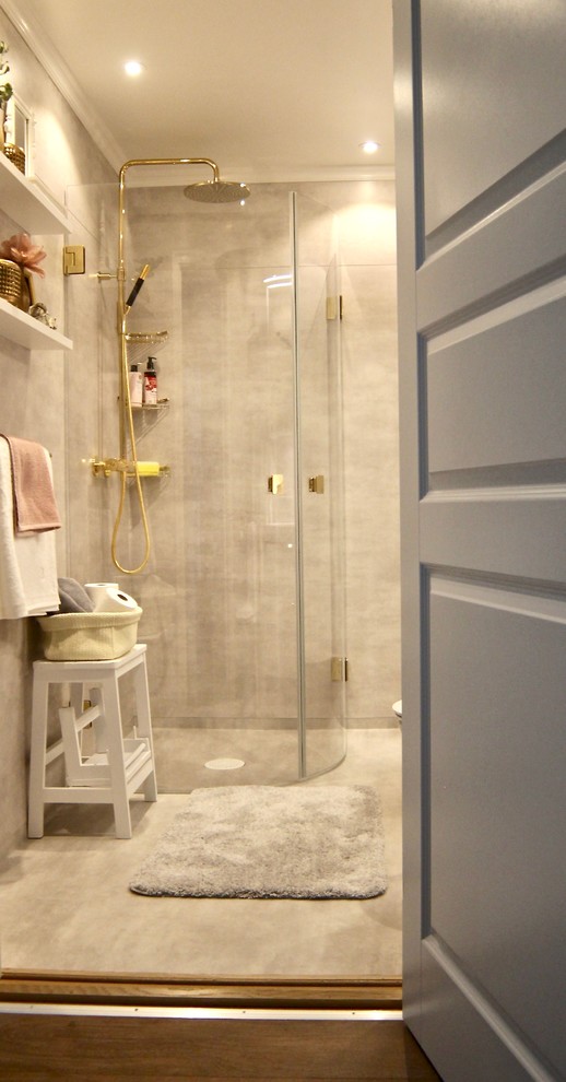 Privat badrum med våtrumsmatta Raw Concrete - Modern - Bathroom - Other ...