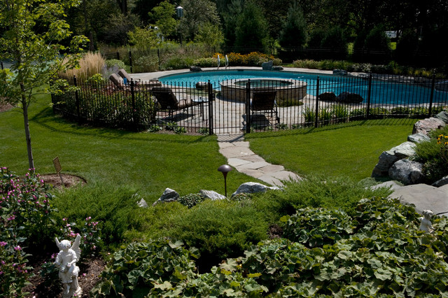 Chicago Suburban Pool - Traditional - Chicago - by Rosborough Partners ...