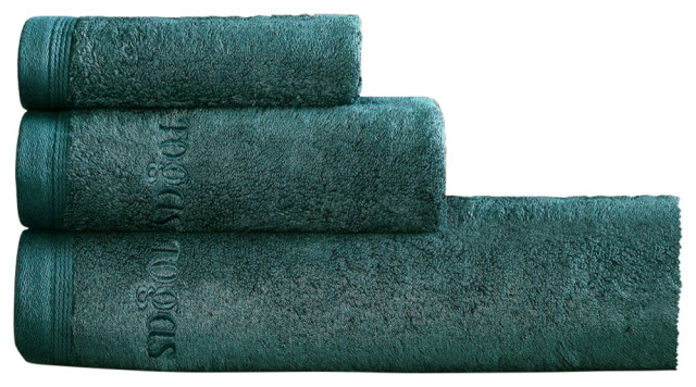 Towel Poitiers Face Emerald Green - Rustic - Bath Towels - by Togas | Houzz