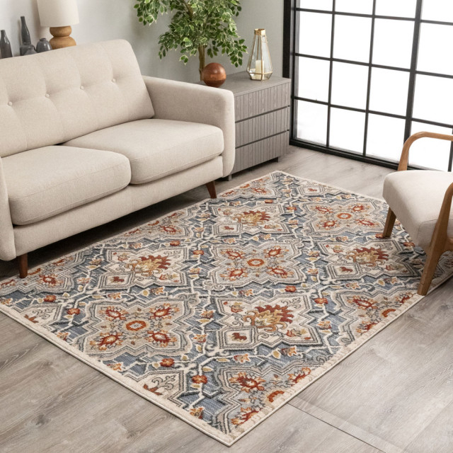 Aleria Traditional Flatweave High-Low Area Rug, 5'3