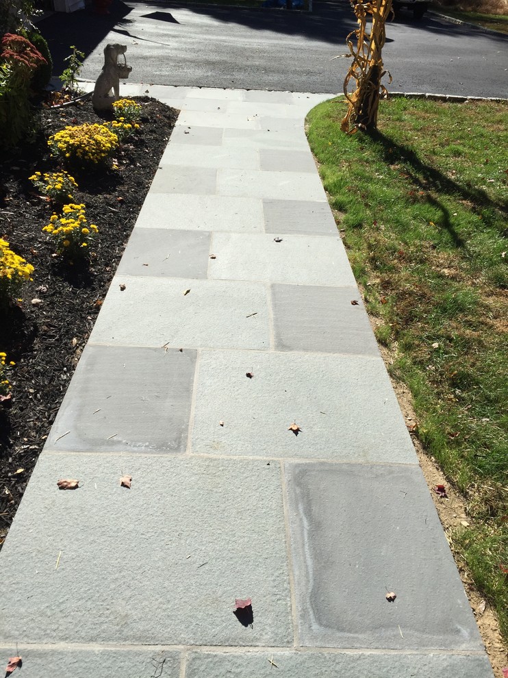 Walkway mason work - the checkerboard look