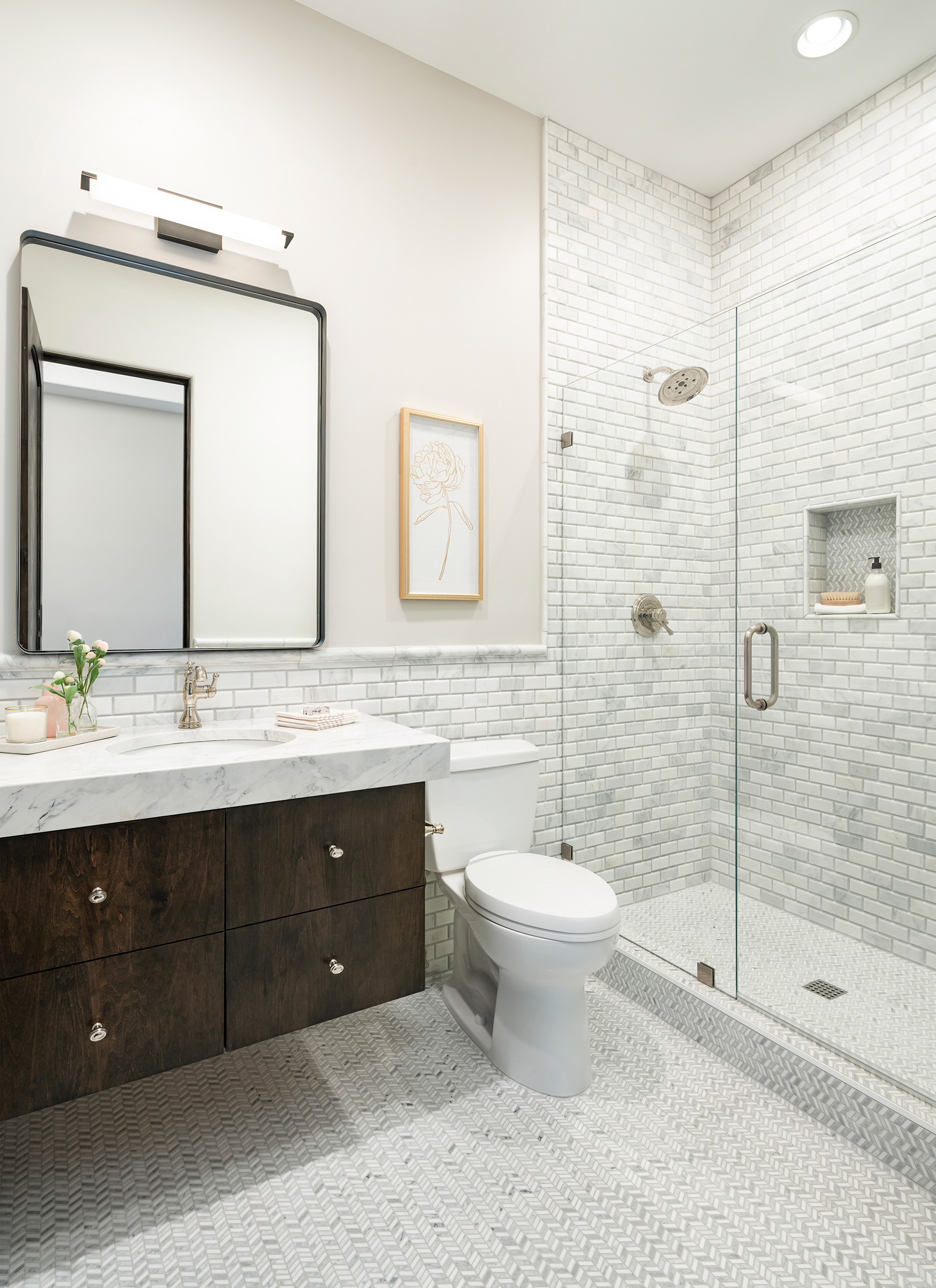 New This Week 6 Midsize Bathrooms With a Low Curb Shower