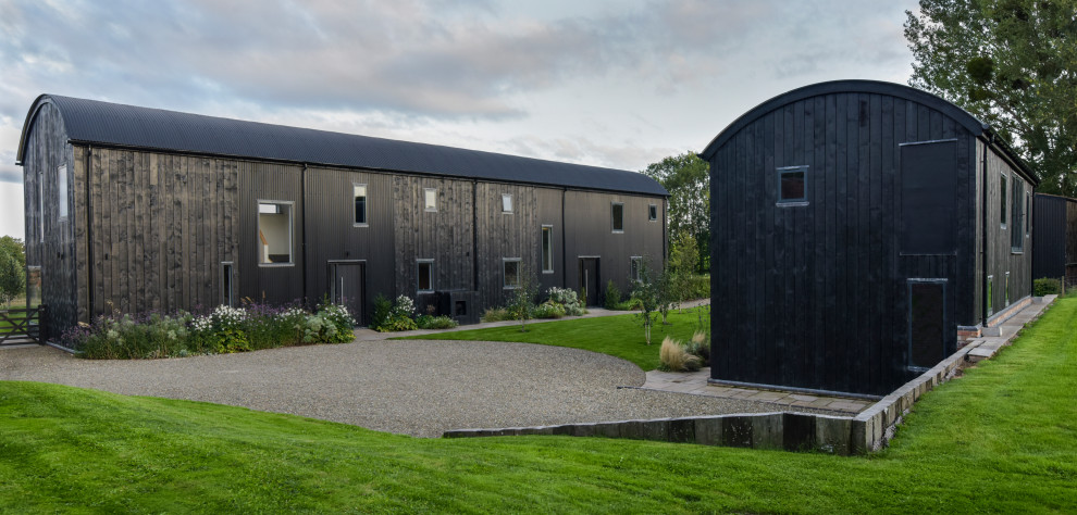 Dutch barn conversion – How to turn a barn into a home - Exterior ...