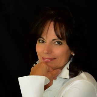 Joan Burdick's Instagram, Twitter & Facebook on IDCrawl