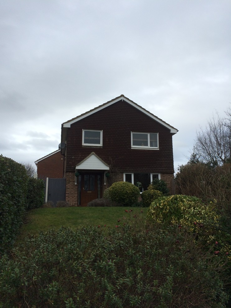 Update 80's red tile house