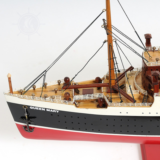 Queen Mary Cruise Ship Model - Beach Style - Decorative Objects And ...