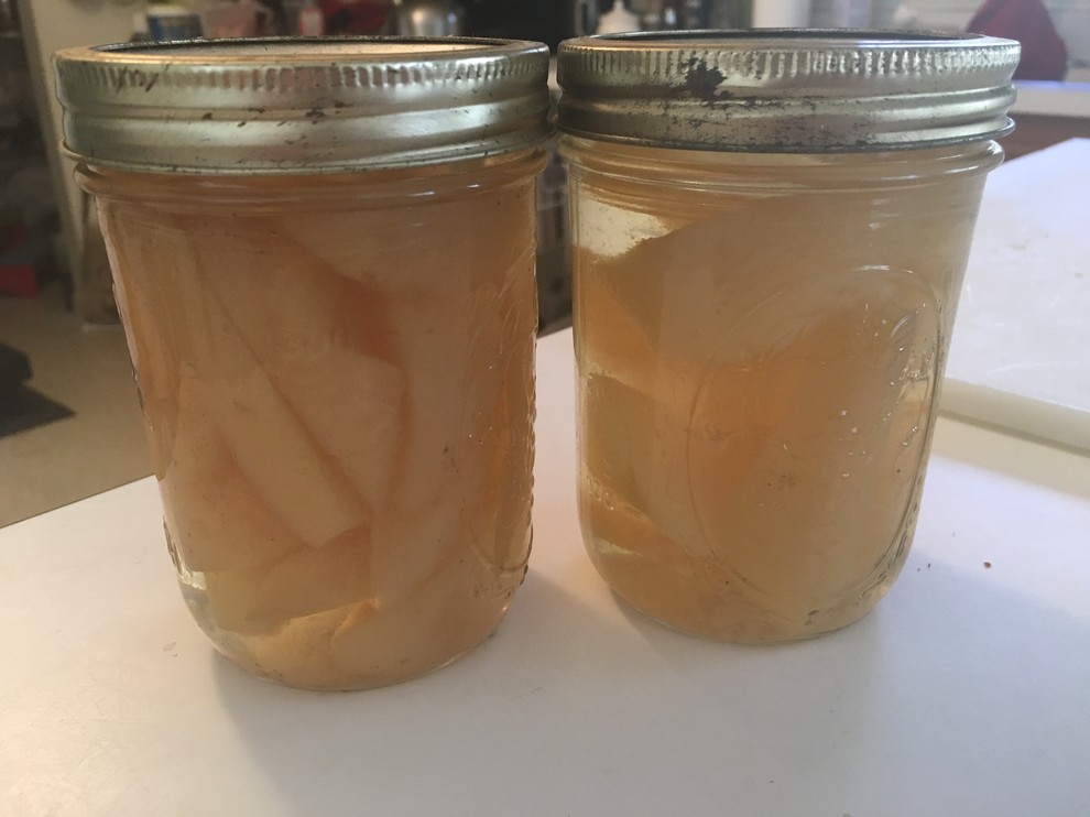 Fermented canned pears?