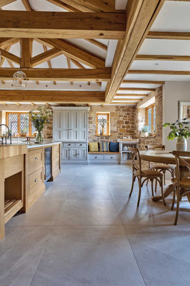 Oak Country Kitchen - Farmhouse - Kitchen - West Midlands - by Tom ...