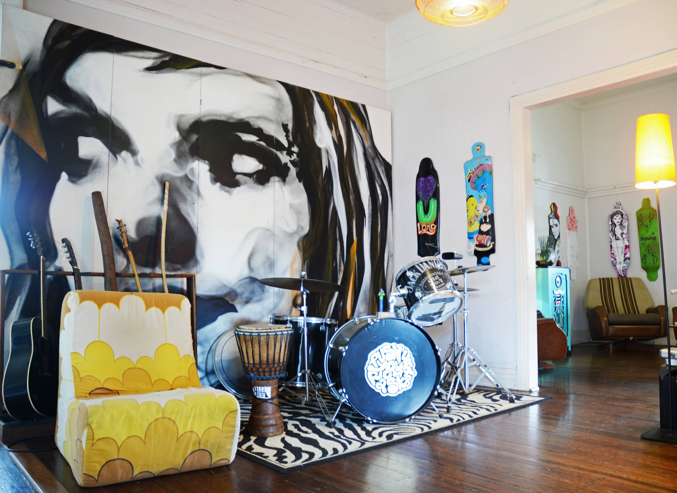 World of Design: 11 Guys and Their Personality-Filled 'Man Spaces ...