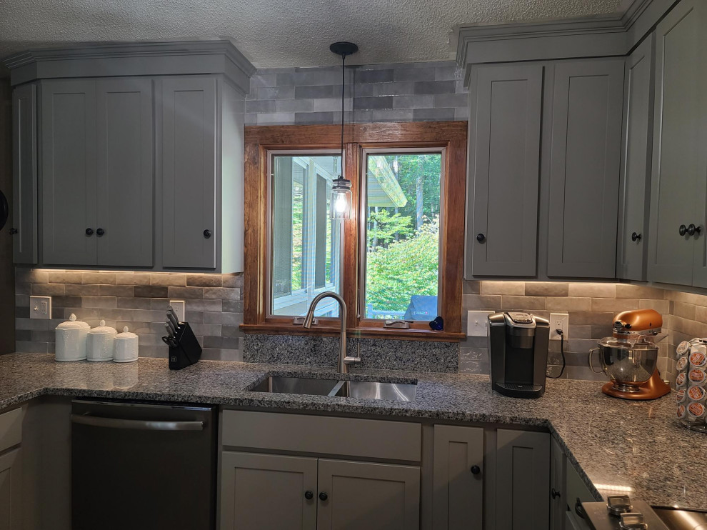Homecrest Maple Arbor Willow - Kitchen - Bridgeport - by Design Center ...