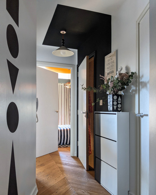 Black and White Colourblock Hallway with Shapes Mural - Midcentury ...