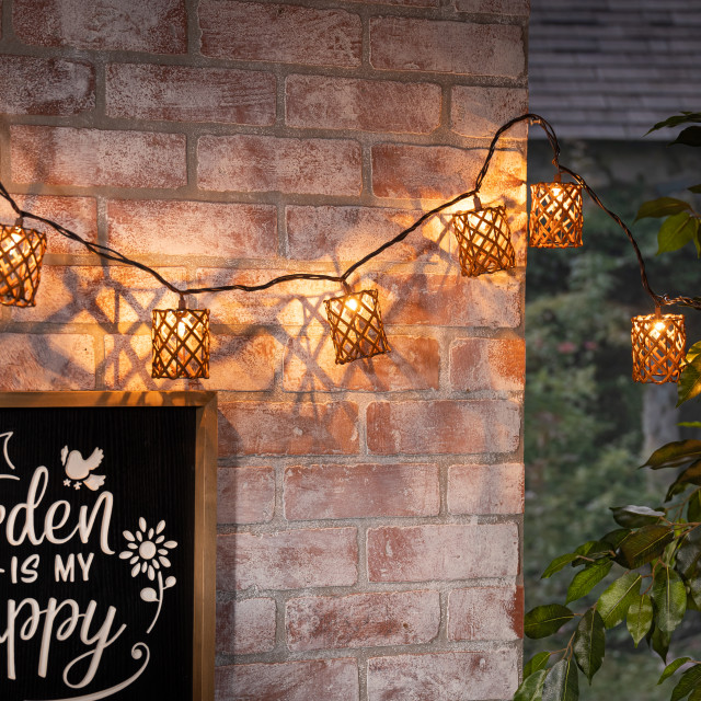 6' Electric Brown Rattan Weave Cylindrical Patio Lights - Outdoor Rope ...