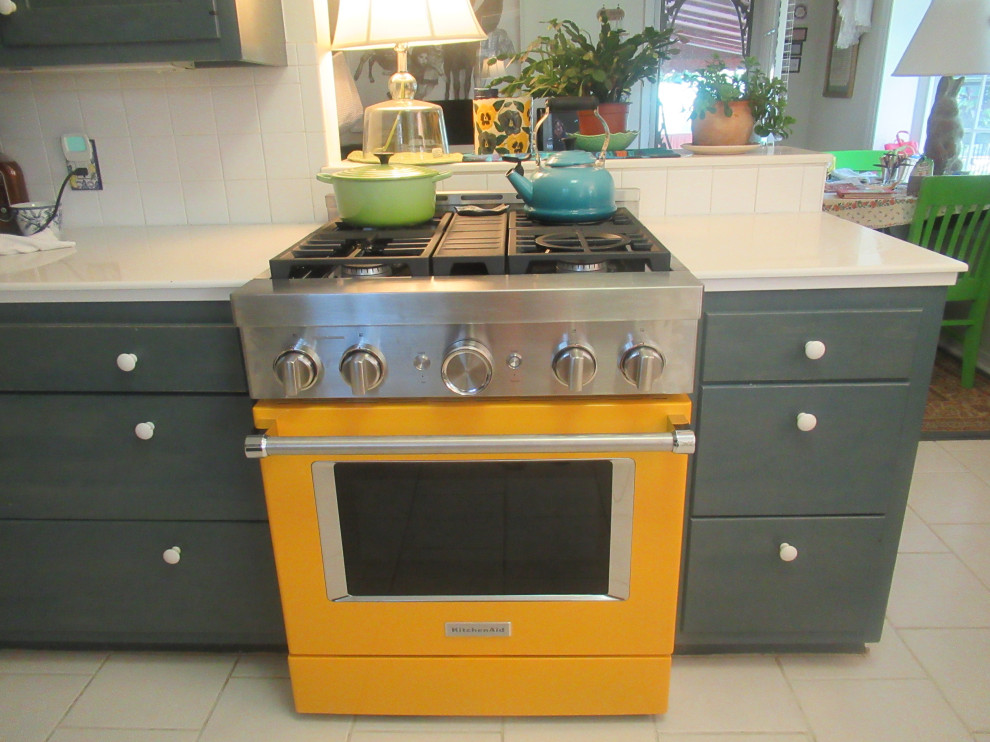 5 Refreshing Ways to Bring Blue Into the Kitchen