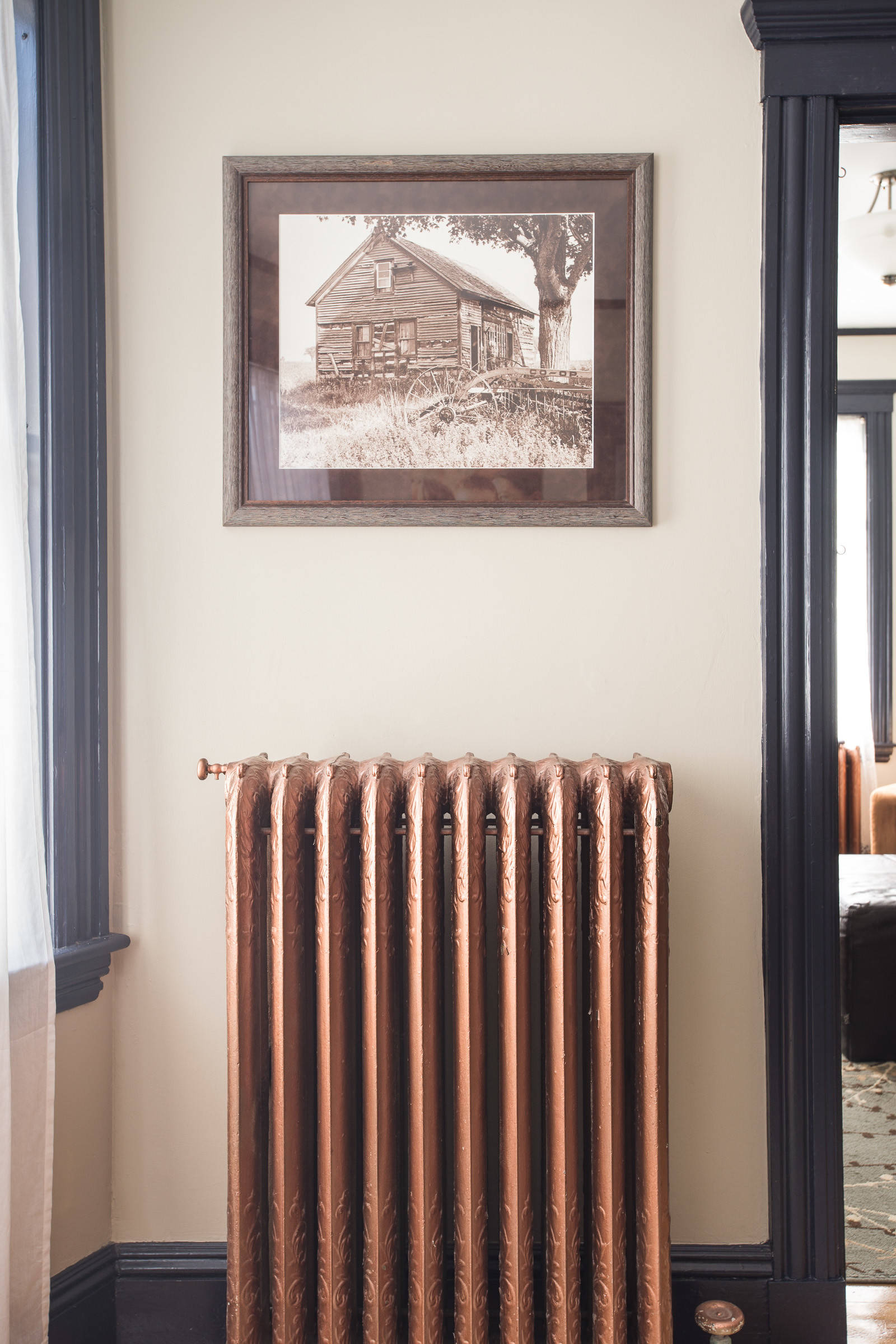A Beginner’s Guide to Painting a Radiator | Houzz IE