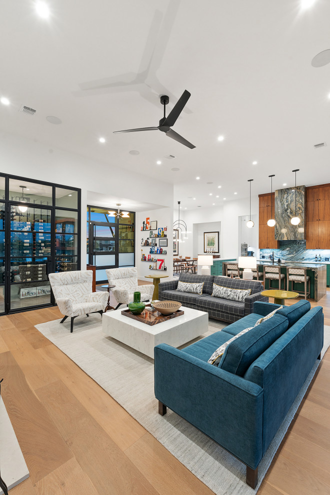 Medlin Creek Ranch Farmhouse - Farmhouse - Living Room - Austin - by ...