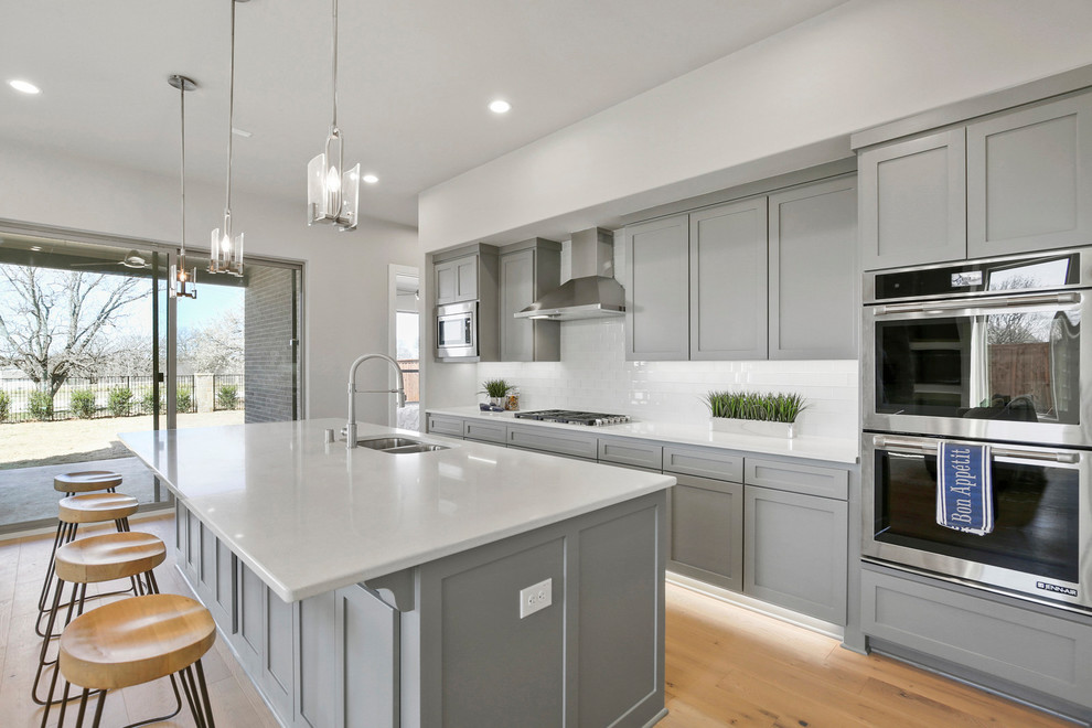The Madison Plan - Modern - Kitchen - Dallas - by Lingenfelter Custom ...