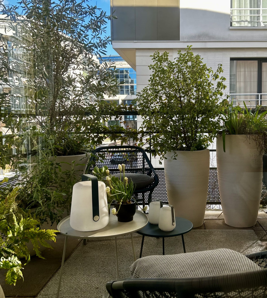 Issy-les-Moulineaux - Aménagement paysager d'une mini-terrasse - Modern ...