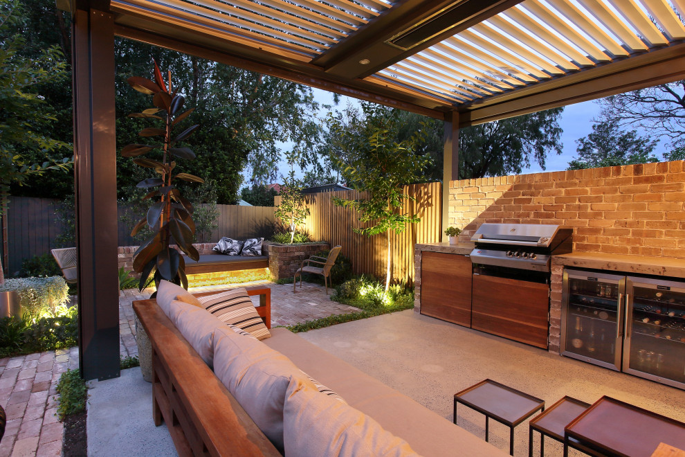 2019 Gold Award - Residential 50-150m², ecodesign - Modern - Patio ...
