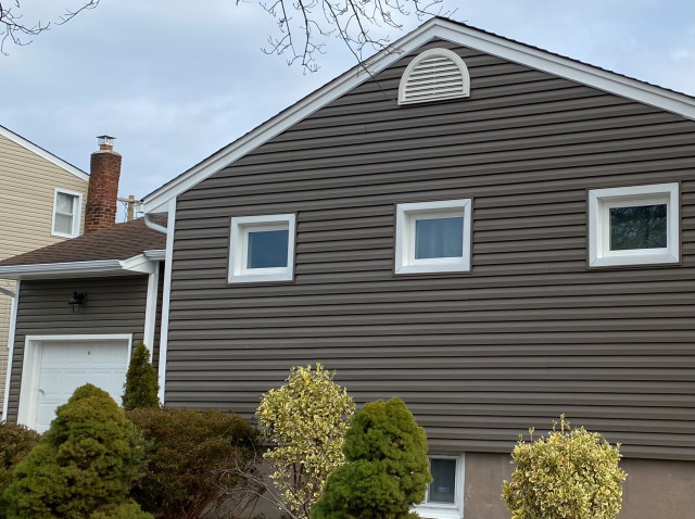 Valley Stream Siding - Flagship Brown & Windows | Alpha Windows ...