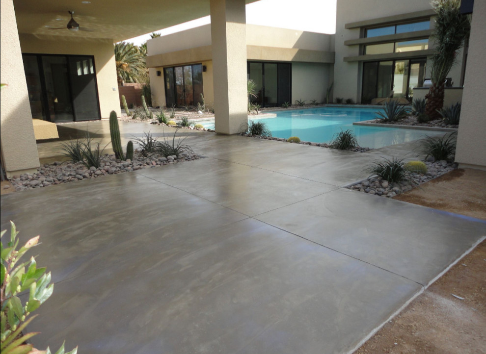 Concrete Finish Pool Deck - Modern - Los Angeles - by IHC CONSTRUCTION ...
