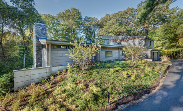 4 Architecture Styles That Find Harmony With Nature