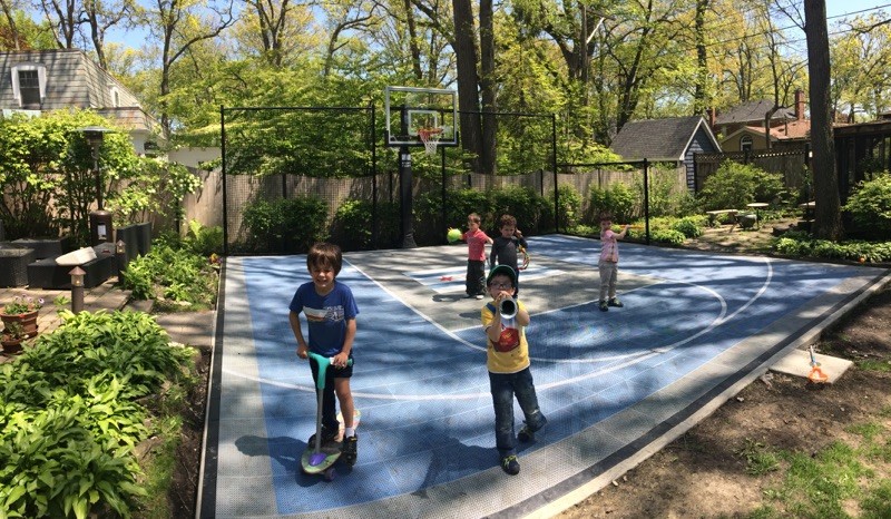 10 Backyards Built for Fun