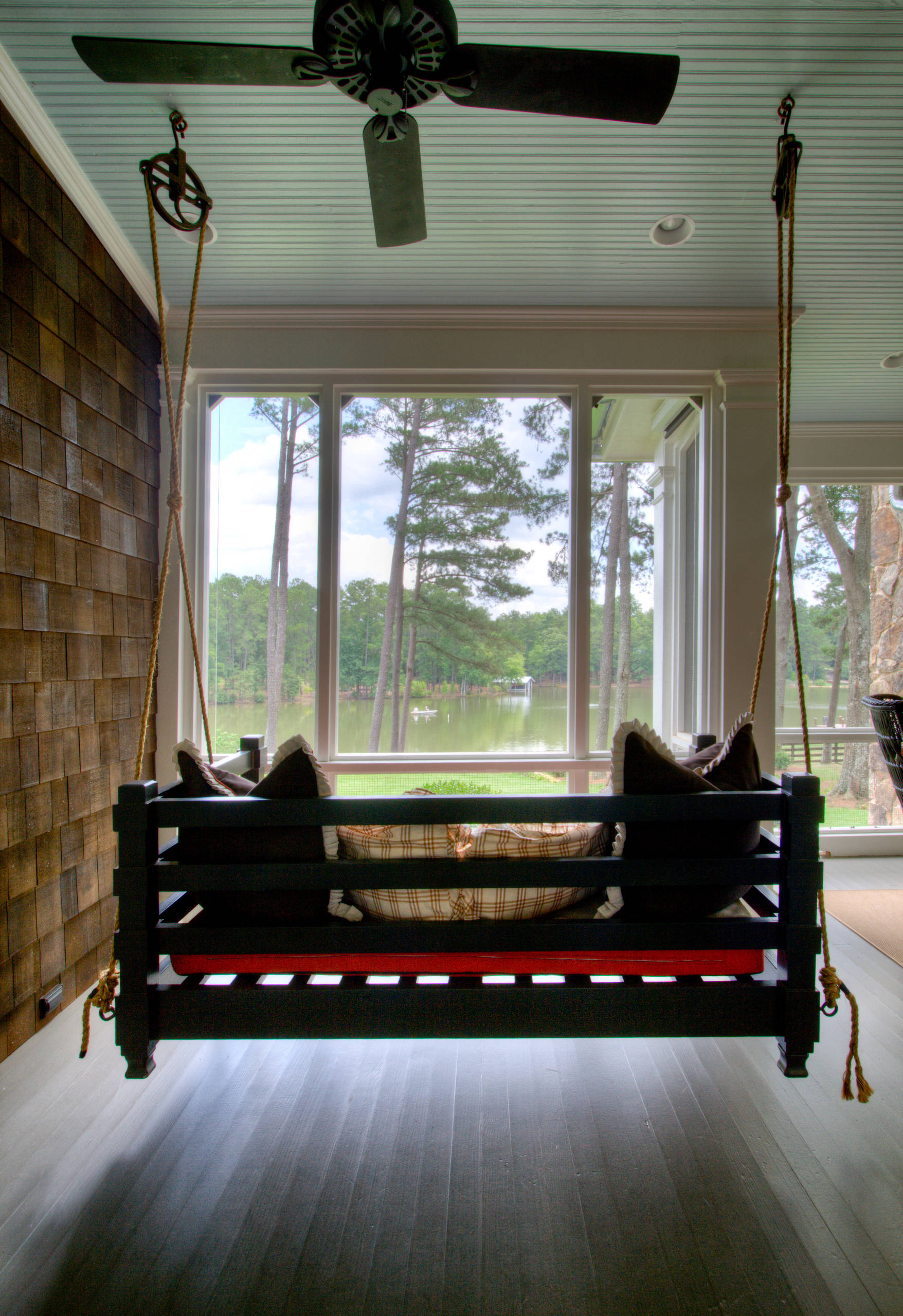 The Ancient Pulley System Finds New Life in the Home