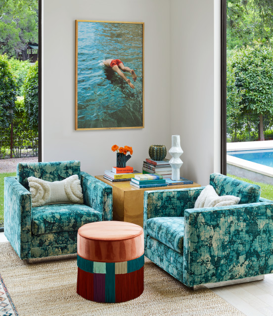 Houzz Tour: Chic and Fun Texas Party House for Longhorn Fans