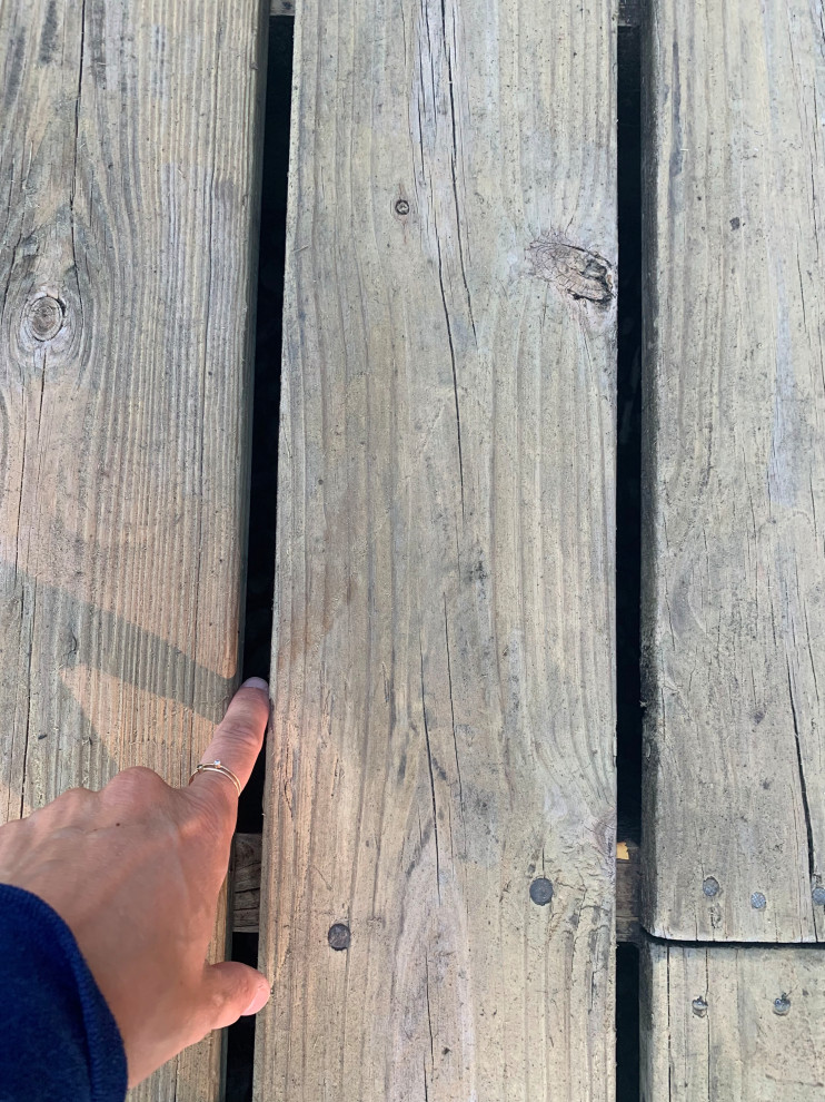 Fill Gaps Between Deck Boards